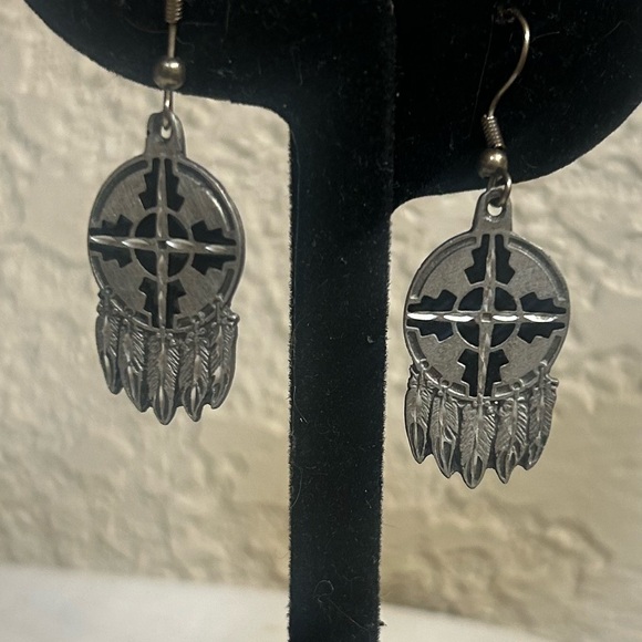 Jewelry | Earth Shield Native Design With Dangle Feathers Stamped ...